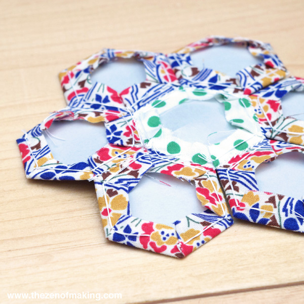 Tutorial: English Paper Piecing, Hexies Part 2